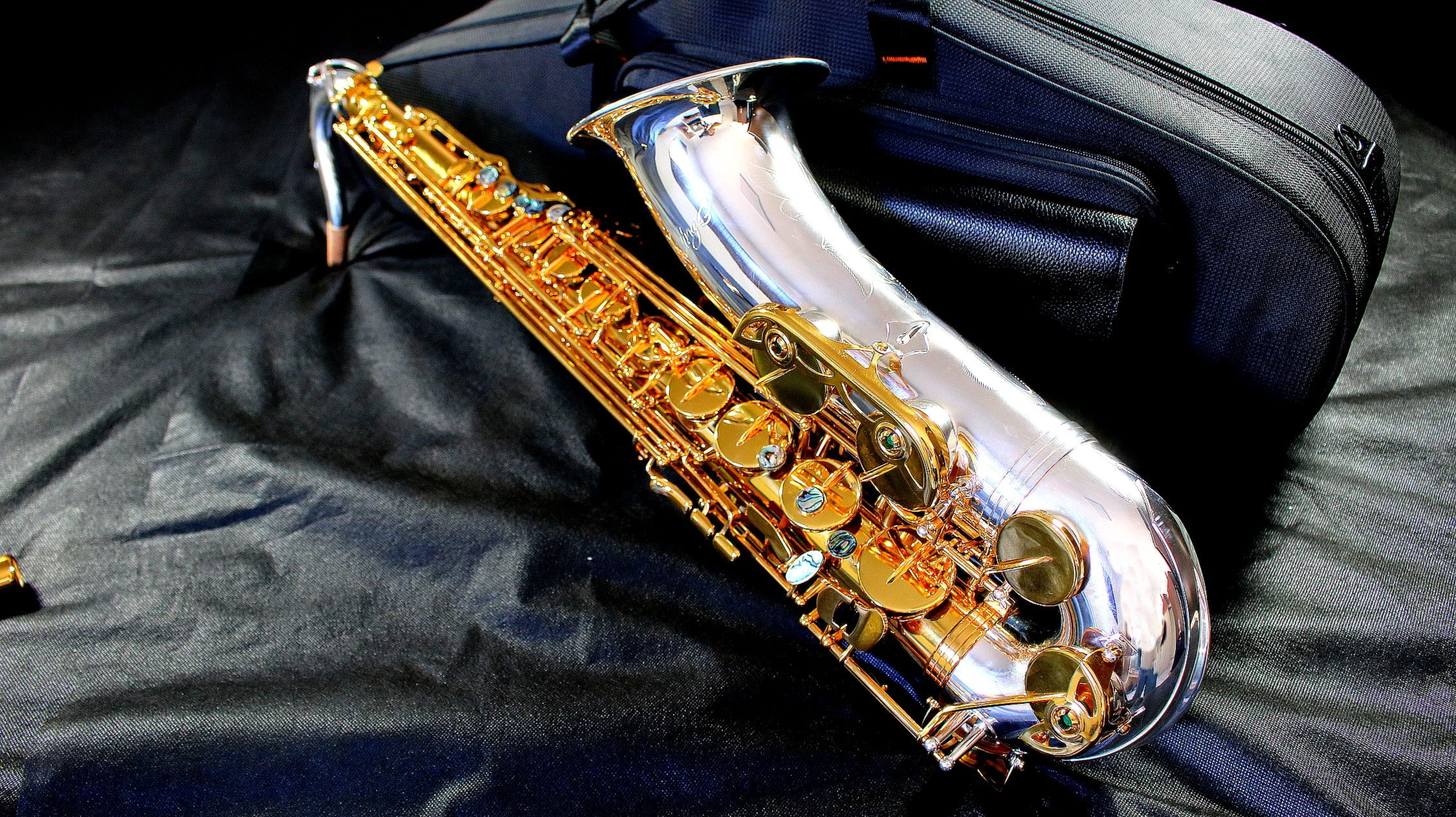 Saxofone Tenor Wing Pro - SaxShop - A casa do Saxofonista